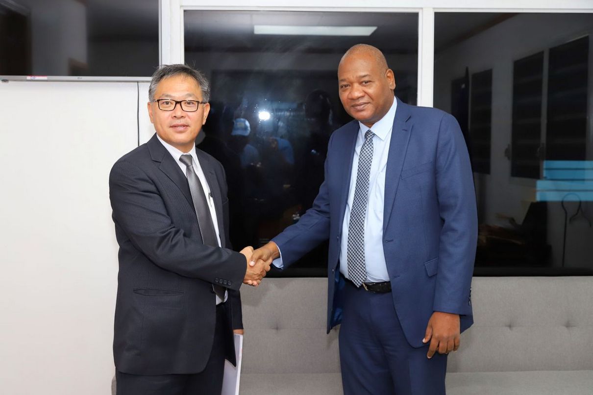 L’ambassade de Taiwan fait don de plus de 1 million de dollars à l ...