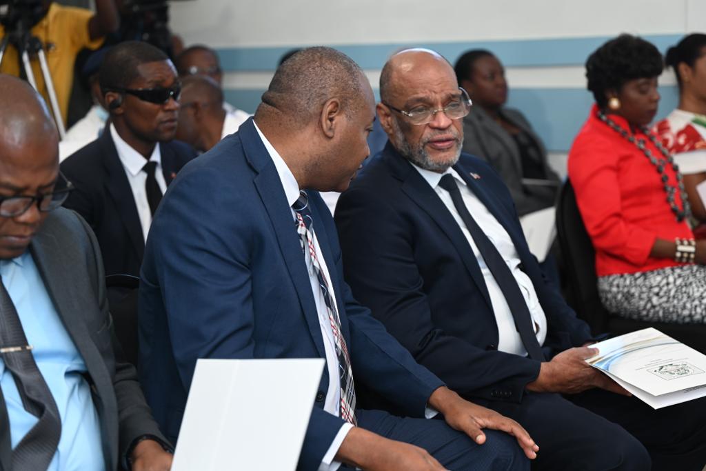 Une unité médicale pour les employés de la SONAPI | Haitinews2000 ...